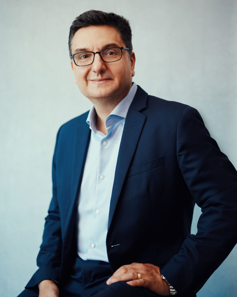 Toronto Headshots & Portrait Photography | Calvin Thomas